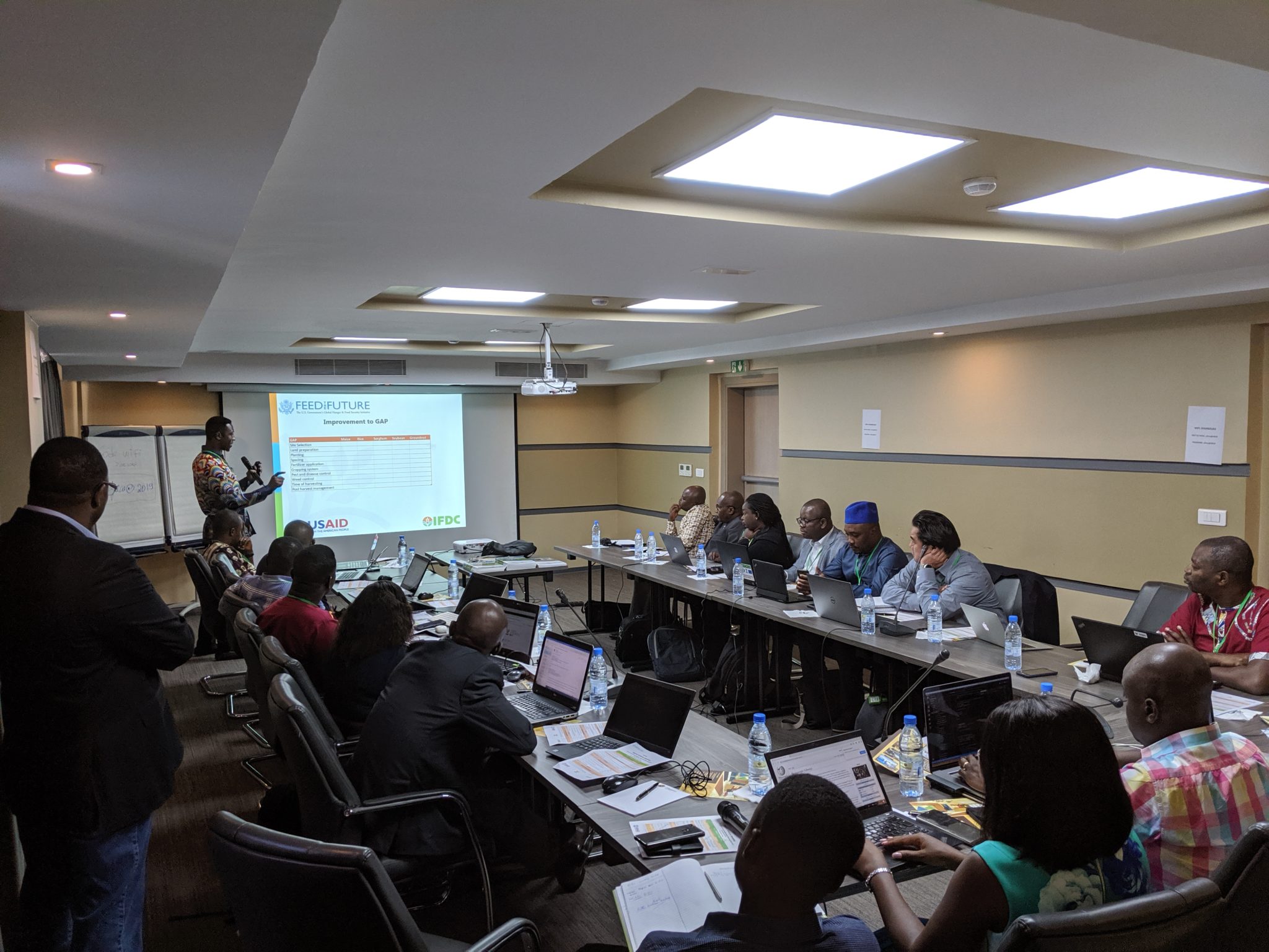West African Farmers Soon to Access Seed and Fertilizer Data Online - IFDC